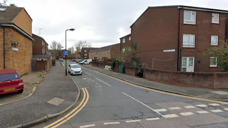 Stratford: Woman charged with murder and arson after man dies - BBC News