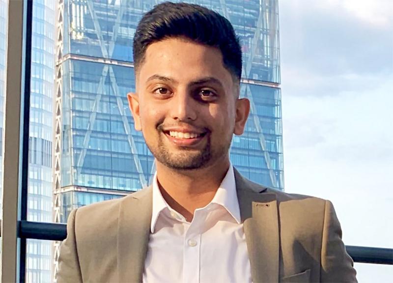 Making the most of a lockdown Diwali - BBC News