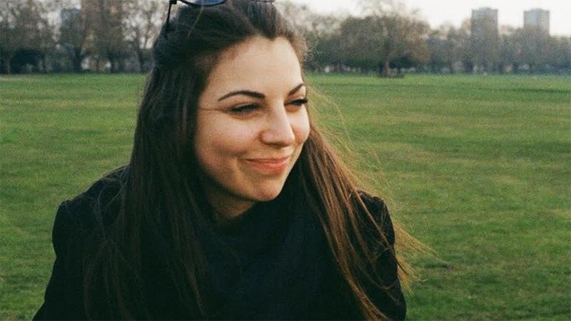 'Vegans need their own shelf in the office fridge' - BBC News