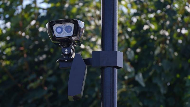 Ulez: What is it and why is it so controversial? - BBC Newsround