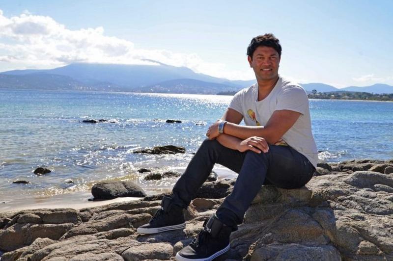 Saroo Brierley: The real-life search behind the film Lion - BBC News