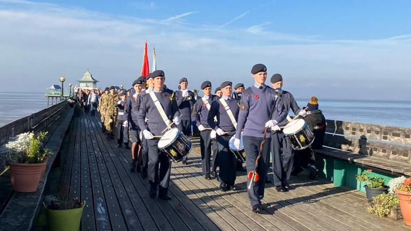 Remembrance Sunday services take place across the west - BBC News