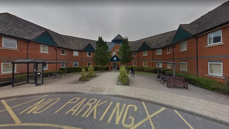 Wantage Community Hospital gets £1m for revamp - BBC News