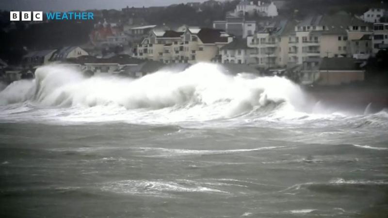 2023 - a year of extreme weather - BBC Weather