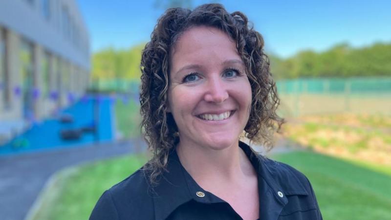 Charity helps Surrey SEND children awaiting places - BBC News