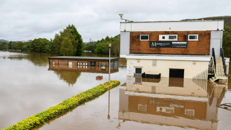 Flood warnings as rain leaves homes in Wales without power - BBC News