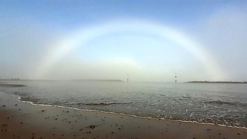 Weather: Fogbows captured across Norfolk, Suffolk and Essex - BBC News