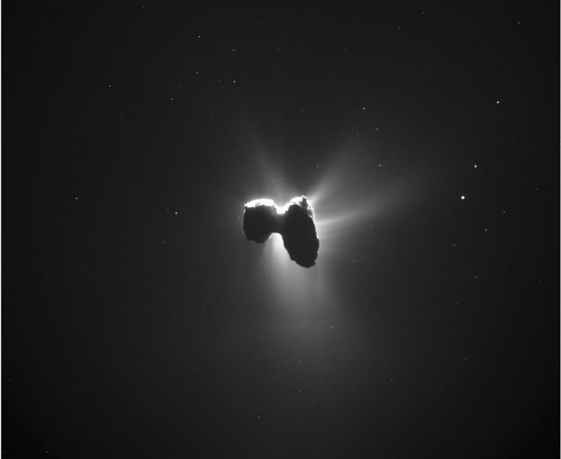 Comet 67P presented in silhouette - BBC News