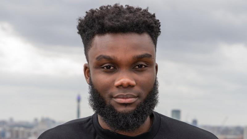 'I was a poor kid but it put steely determination in me' - BBC News