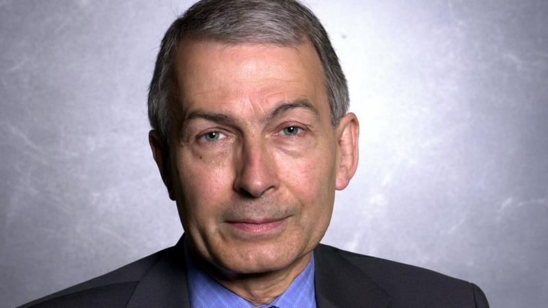 Frank Field: Labour MP who was a reformer, thinker and maverick - BBC News