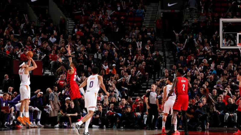 NBA: Devin Booker breaks Phoenix Suns scoring record in defeat to Portland - BBC Sport