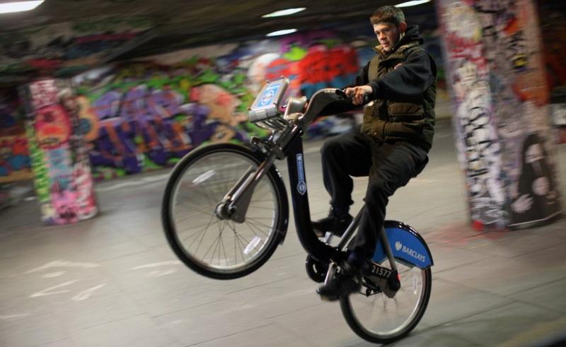 'Boris bikes': The facts behind 10 years of London's cycle hire scheme ...