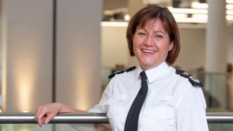 Police Scotland's new chief constable Jo Farrell takes up post - BBC News