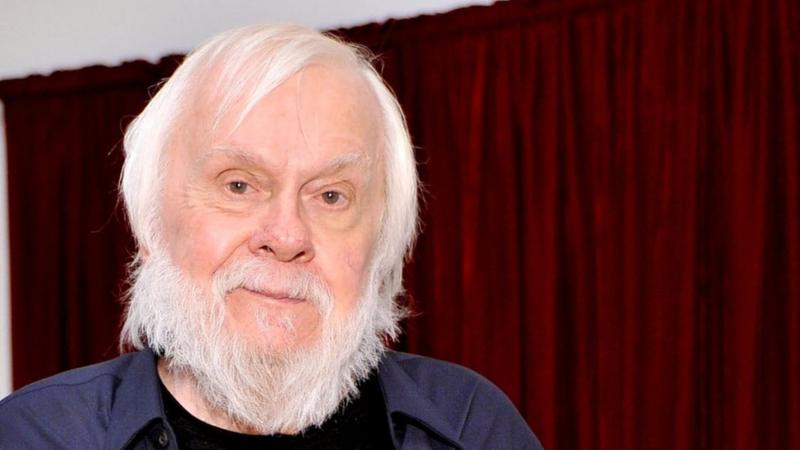 Mercenary 'Mad Mike' Hoare dies aged 100 - BBC News