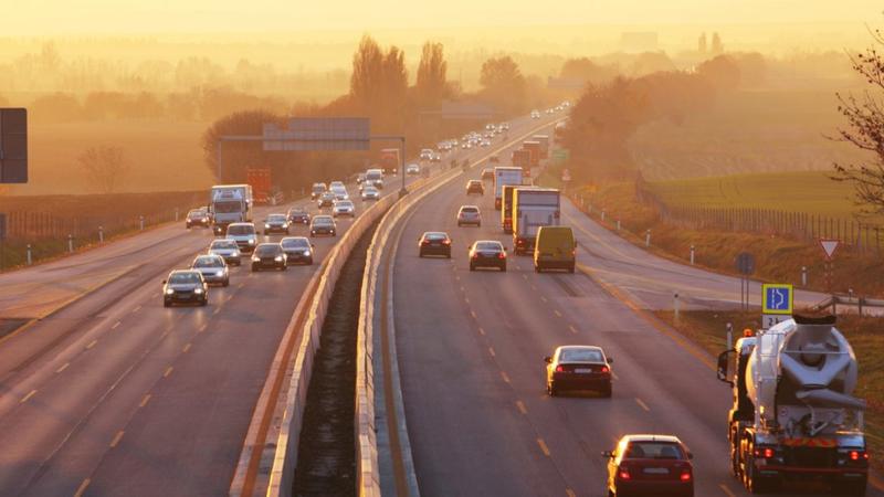 Driving in the UK: Your questions answered - BBC News
