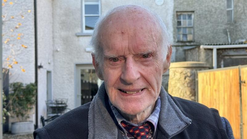 Fermanagh: 'Miracle' Ederney community hub a hit with residents - BBC News