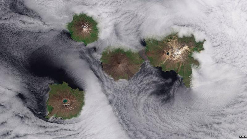 Space Pictures: Nasa's new book is out of this world - BBC Newsround