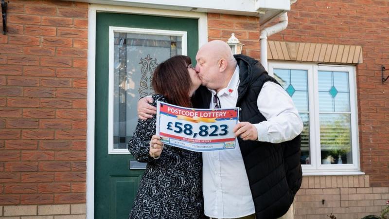 Cambridgeshire neighbours share £1m postcode lottery win - BBC News