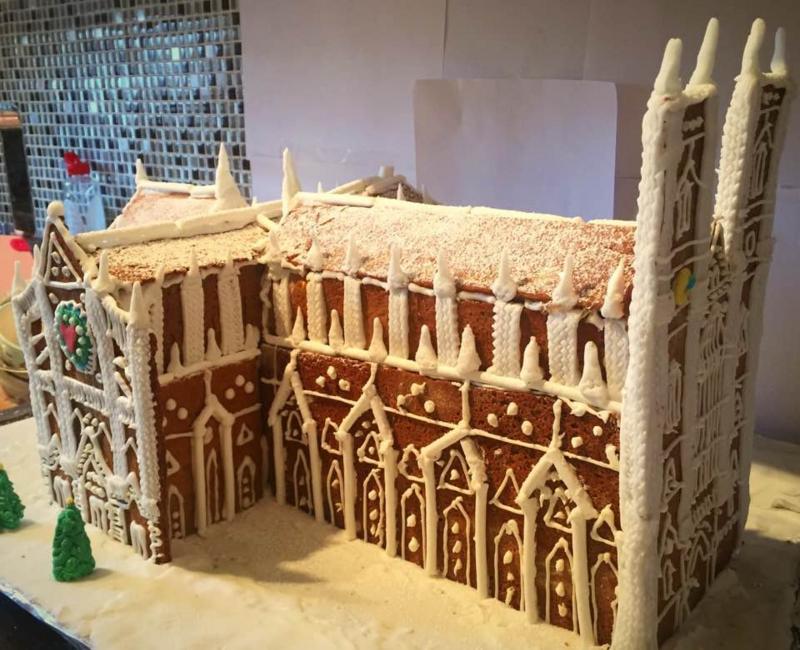 Christmas baker's gingerbread masterpiece - BBC Newsround