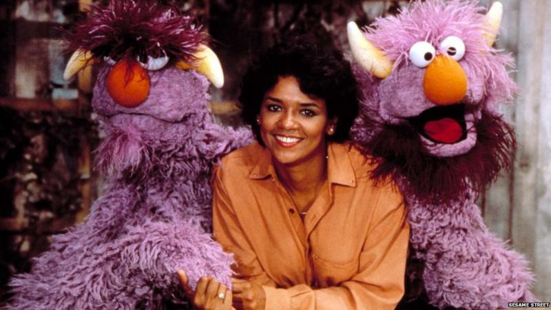 Sesame Street's Maria to retire after 44 years on show - BBC News