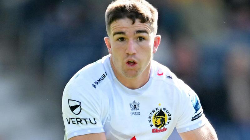 Dan John: Exeter back agrees new contract with Premiership club - BBC Sport