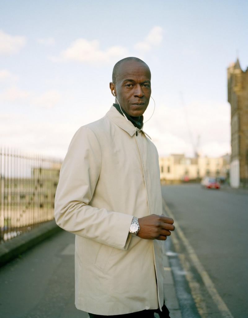 Crossing Paths: Five years, 150 towns, 1,500 British portraits - BBC News