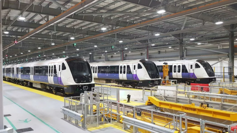Elizabeth Line: Nine facts about the new London line - BBC Newsround