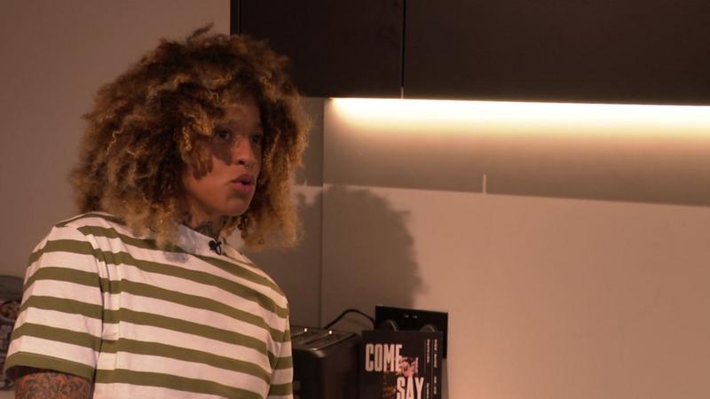 New Manchester apartments promise no nightmare housemates - BBC News