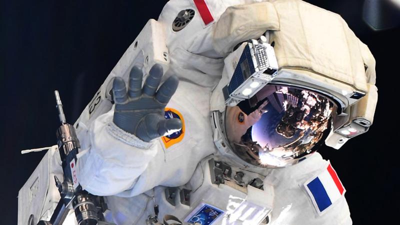 Europe risks being 'a spectator in next space race' - BBC News