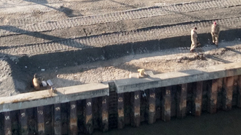 Great Yarmouth: Huge blast after unplanned WW2 bomb detonation - BBC News