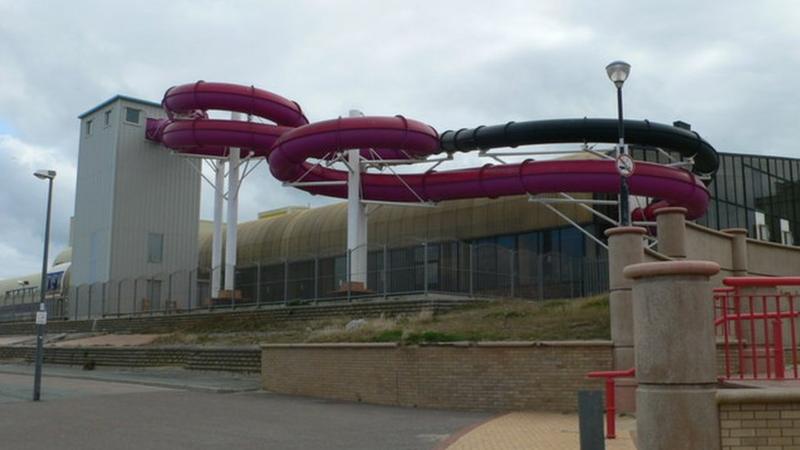 Rhyl Sun Centre: no more waves in the lagoon pool - BBC News