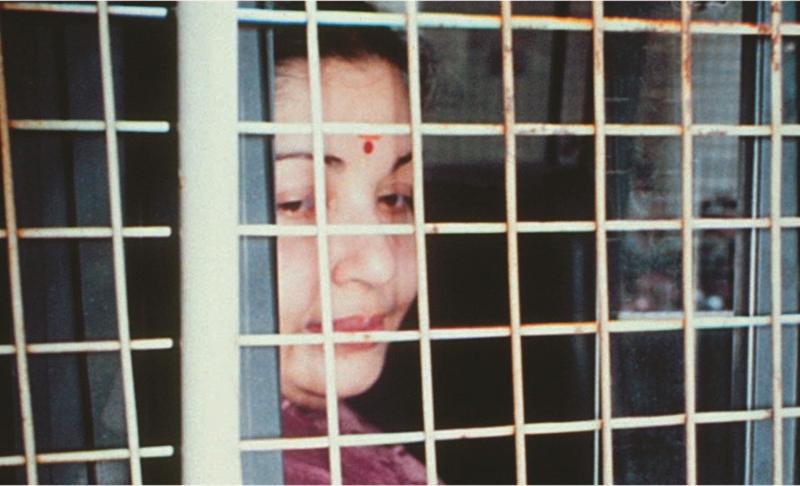 Rare pictures of India's extraordinary Jayalalitha - BBC News