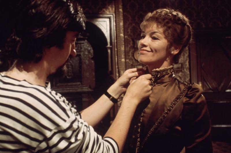 Glenda Jackson obituary: An actress unafraid to speak her mind - BBC News