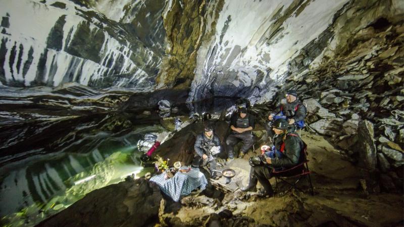 The cave divers who went back for their friends - BBC News