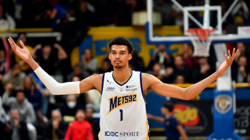 Basketball: What is the NBA draft and how does it work? - BBC Newsround