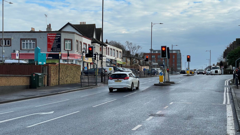 Pair arrested in Southend-on-Sea fatal hit-and-run inquiry - BBC News