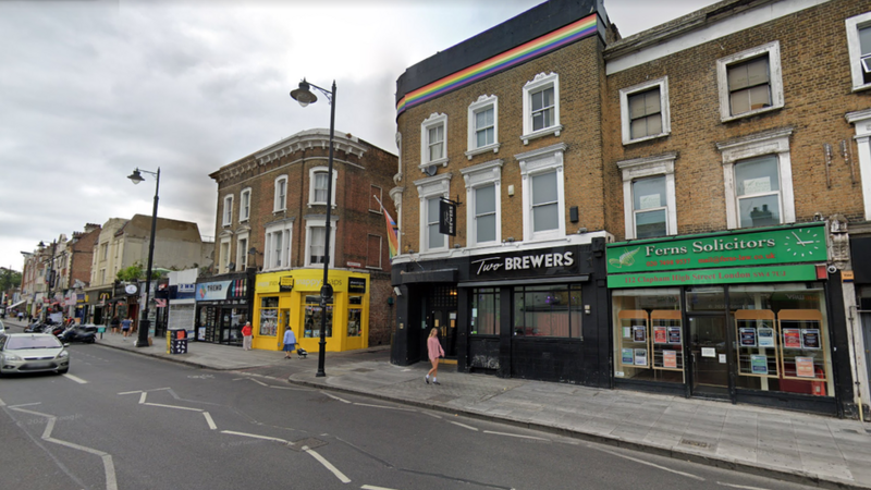 Clapham stabbing: Two men injured in homophobic attack - BBC News