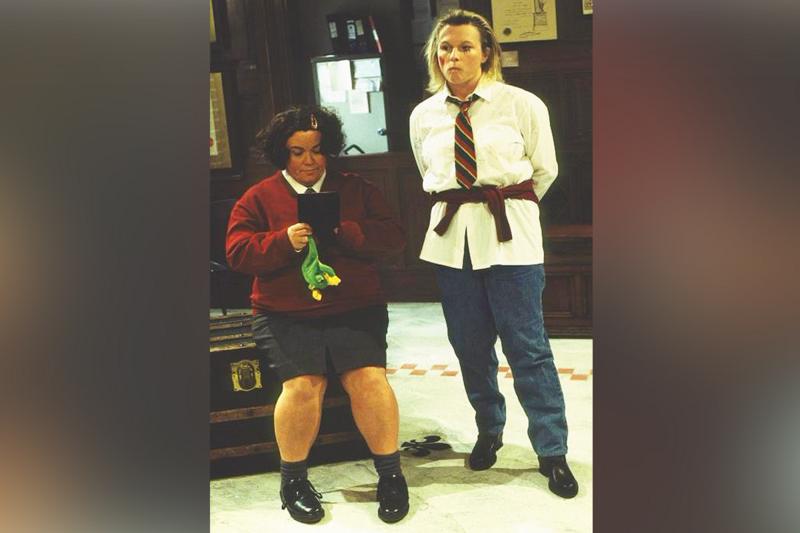 French and Saunders: How they proved that women are funny - BBC News