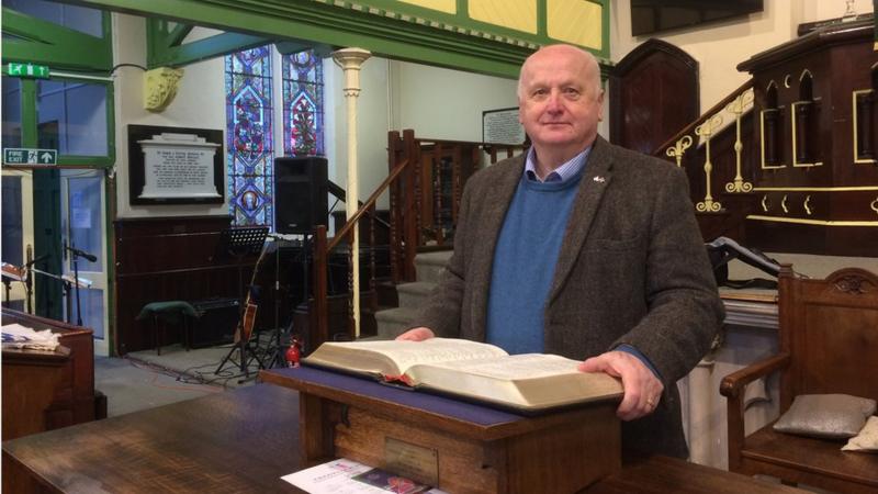 Cardiff baptisms for religious asylum seekers fleeing Iran - BBC News