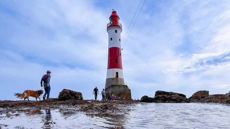 Lighthouses - BBC News