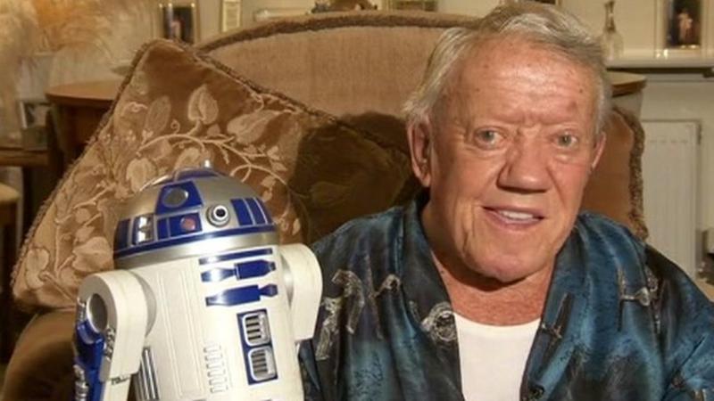 Lucas and Hamill lead tributes to Kenny Baker, Star Wars R2-D2 actor ...