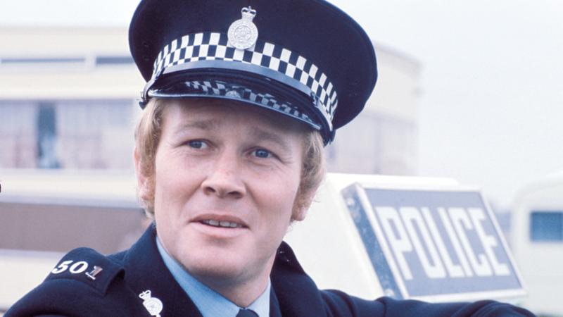 Rare footage shown as BBC One and ITV mark 50 years of colour - BBC News