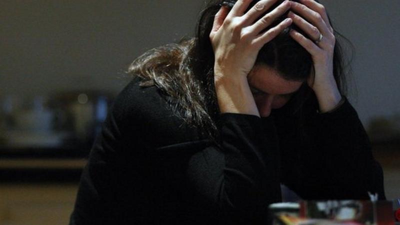 The children who hit their parents - BBC News