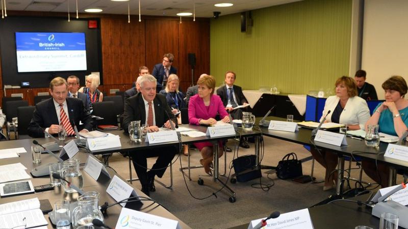 Nicola Sturgeon to address Irish Senate during Dublin trip - BBC News