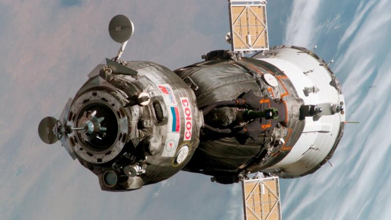 UK astronaut Tim Peake returns to Earth - BBC News