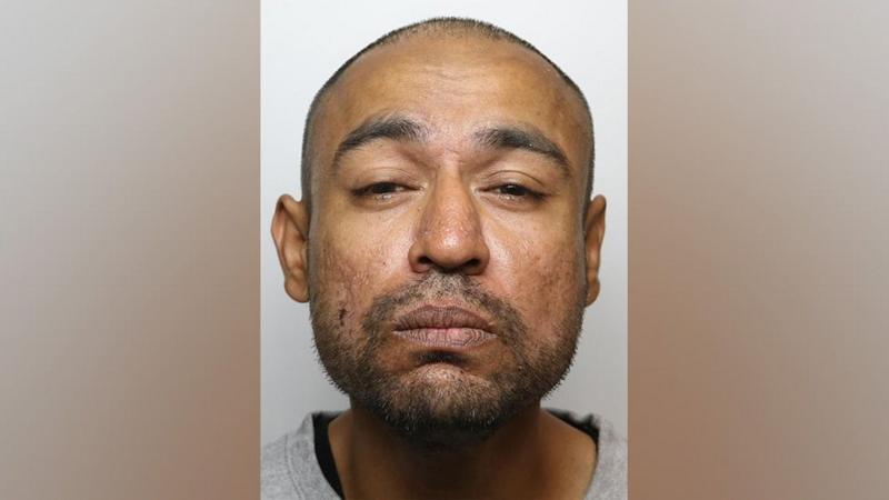 Batley robber who threatened to cut off man's fingers jailed - BBC News