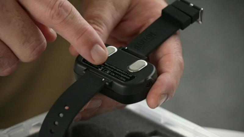 Tourette's device tested by Lewis Capaldi reduces tics in trial - BBC News
