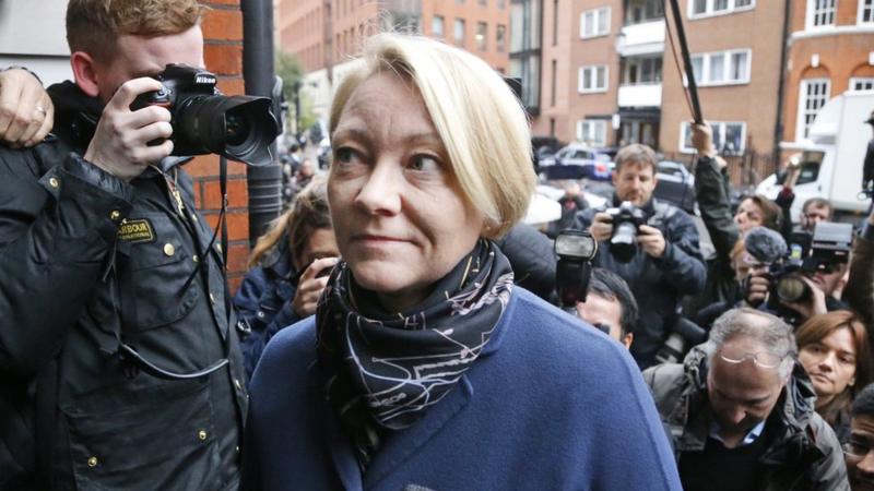 Assange questioned over Sweden 'rape' at Ecuadorean embassy - BBC News