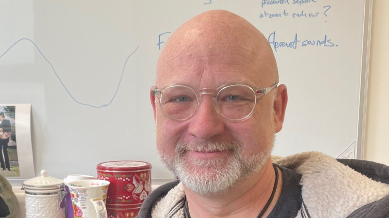 Eating walnuts could make your memory better, study finds - BBC News