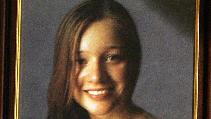 Inquiry reveals new details of serial killer Peter Tobin's death - BBC News